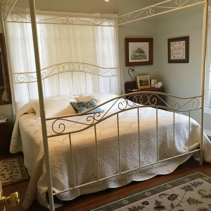 Stay – ExploreJCTX